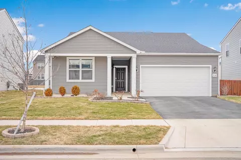 329 Honeysuckle St, South Bloomfield, OH 43103 | MLS# 8f7ae2f5a868b72d ...