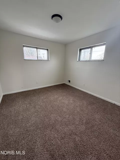 3554 Cecelia Ave, Toledo, OH 43608 | MLS# 10008117 | 11 Photos - Movoto