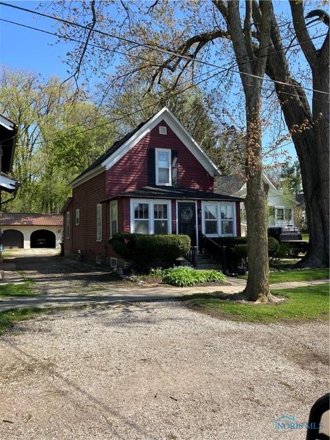 315 W Water St, Montpelier, OH 43543 | 21 Photos | MLS #6101194 - Movoto