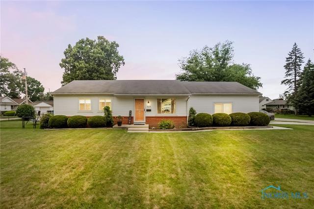 324 S Berlin Ave, Oregon, OH 43616 | MLS# 6133644 | 19 Photos - Movoto