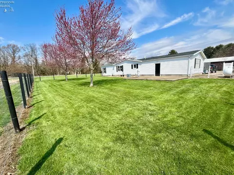 7805 State Route 18, Bellevue, OH 44811 | 68 Photos - Movoto