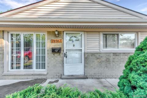 24083 Hanover St, Dearborn Heights, MI 48125 | 1 photo | MLS ...