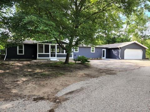 7860 Marsh Rd, Orangeville, MI 49080 | 44 Photos | MLS #20221033165 ...