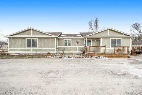 1588 Allen Rd, Kimball, MI 48074 | 25 Photos | MLS #20221052872 - Movoto