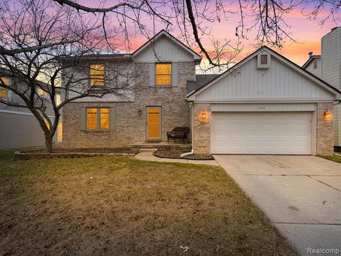 2282 Chief Ln, Wixom, MI 48393 | 26 Photos | MLS #20230005643 - Movoto