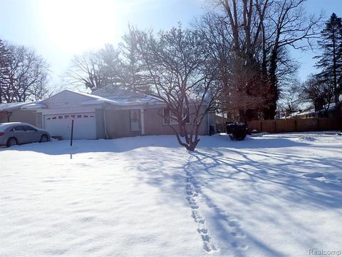 24005 Edinburgh St, Southfield, MI 48033 | 1 photo - Movoto