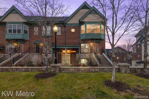 Condo/Townhouse Homes for Sale in Detroit MI