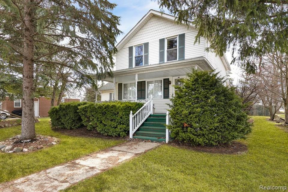 203 S Main St, Capac, MI 48014 | 1 photo - Movoto