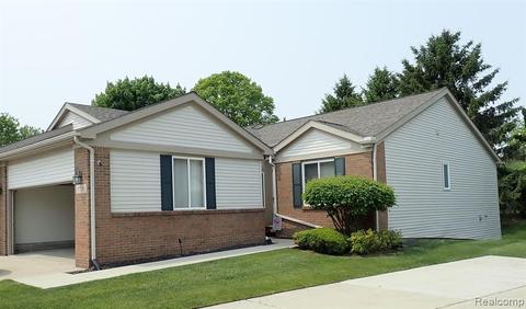 Condo/Townhouse Homes for Sale in Westland MI