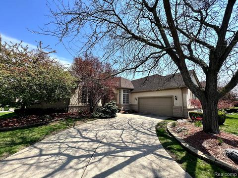 49427 Golden Lake Dr, Shelby Township, MI 48315 | 1 photo | MLS ...