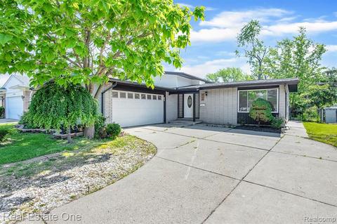 668 N Inkster Rd, Dearborn Heights, MI 48127 | 24 Photos | MLS ...
