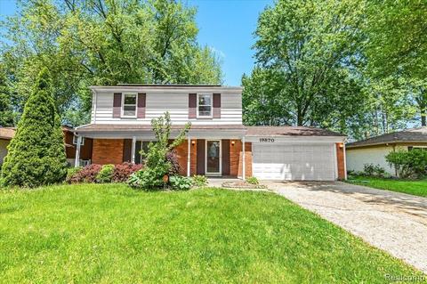 19870 Butternut Ln, Southfield, MI 48076 | 32 Photos | MLS #20230043444 ...