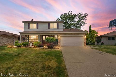 3385 Lords Dr, Sterling Heights, MI 48310 | 45 Photos | MLS ...