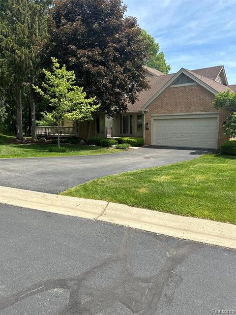 4535 Golf View Dr, Brighton, MI 48116 | 1 photo | MLS #20230046392 - Movoto