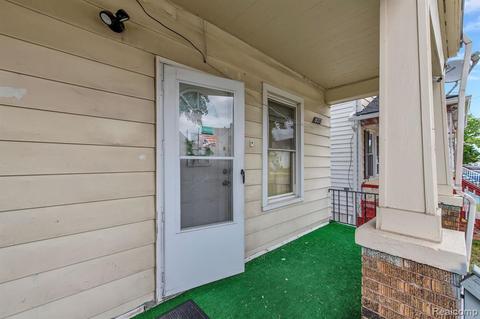3077 Lehman St, Hamtramck, MI 48212 | 28 Photos | MLS #20230047319 - Movoto