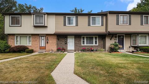 Condo/Townhouse Homes for Sale in Westland MI