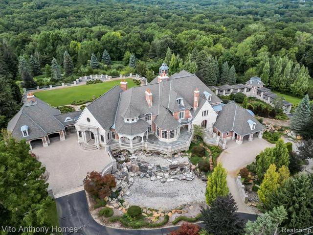 1558 Dutton Rd, Rochester, MI 48306 - Movoto