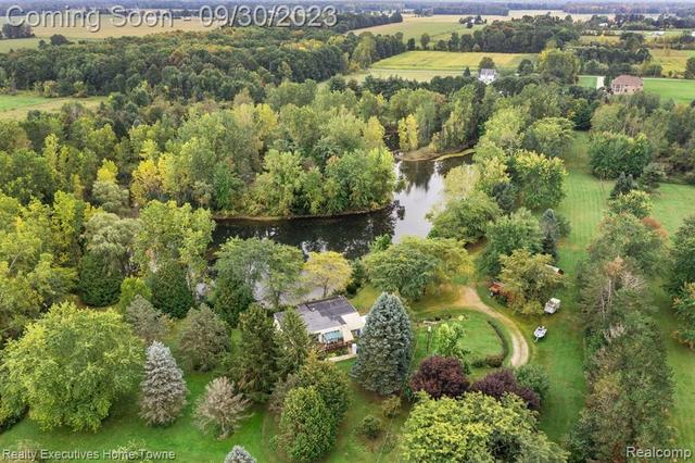 16363 Tubspring Rd, Allenton, MI 48002 | 50 Photos - Movoto