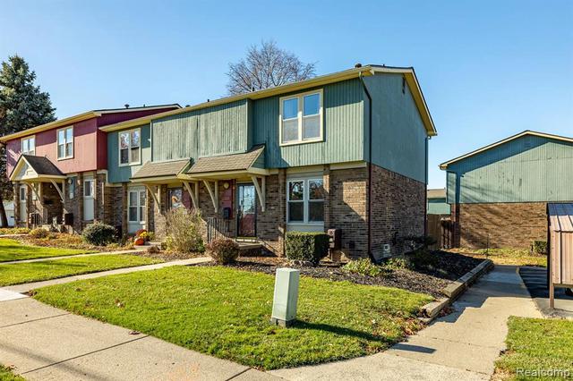 211 N Maple Rd #4, Saline, MI 48176 - Movoto