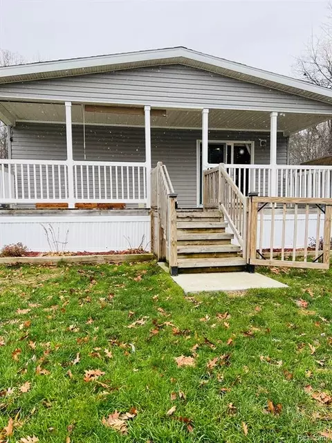 1342 Aspen St, Columbus, MI 48063 | 19 Photos - Movoto