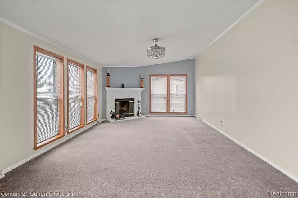 30007 Meadow Ln, Gibraltar, MI 48173 | 23 Photos - Movoto