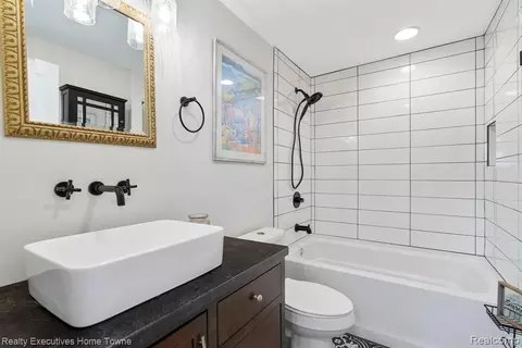 3816 Maple Rd, Fort Gratiot, MI 48059 | 37 Photos - Movoto