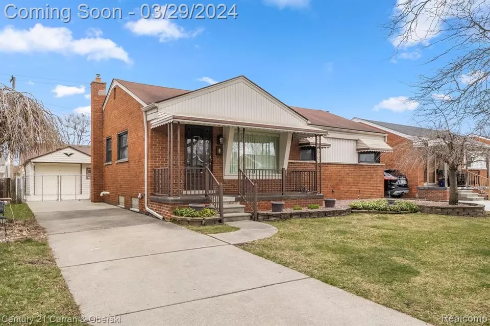15431 Drake St, Southgate, MI 48195 | 36 Photos - Movoto
