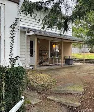 4464 Forest St, Leonard, MI 48367 | 39 Photos - Movoto