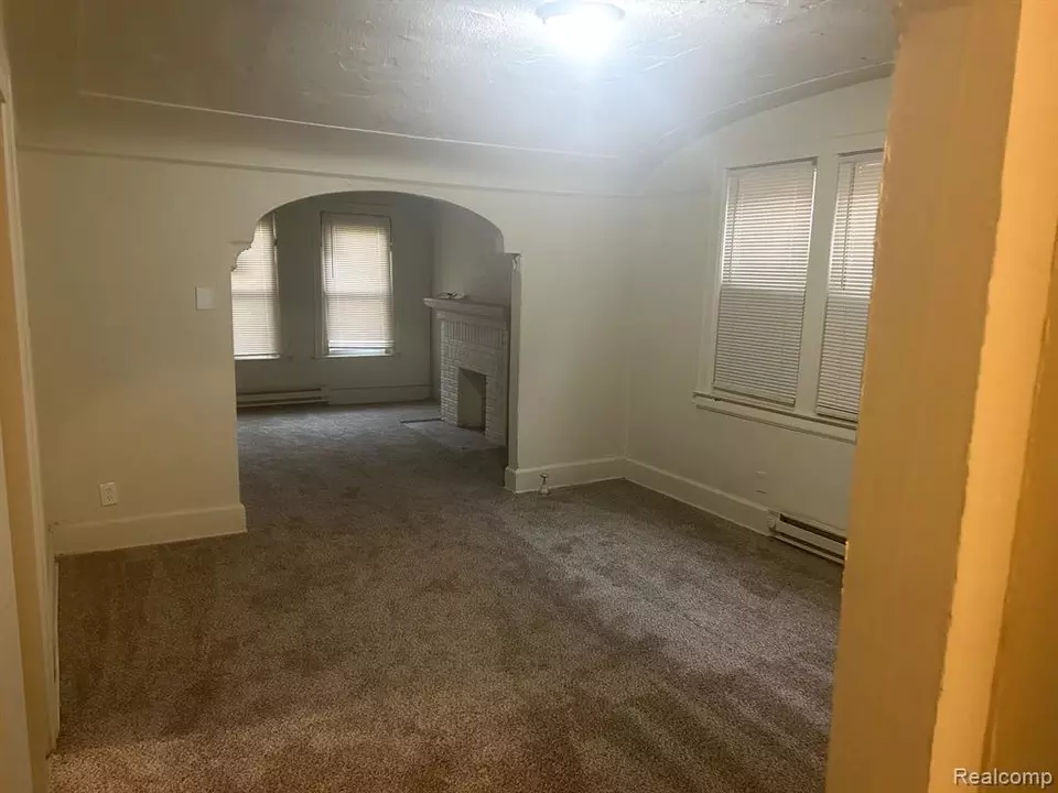 12736 Santa Rosa Dr, Detroit, MI 48238 | 3 Photos - Movoto