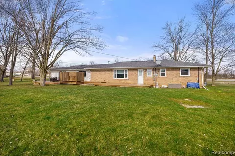 62627 Indian Trl, Ray, MI 48096 | 37 Photos - Movoto