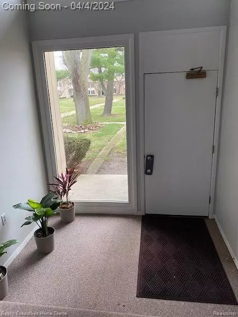 1199 S Sheldon Rd #J66, Plymouth, MI 48170 | 27 Photos - Movoto