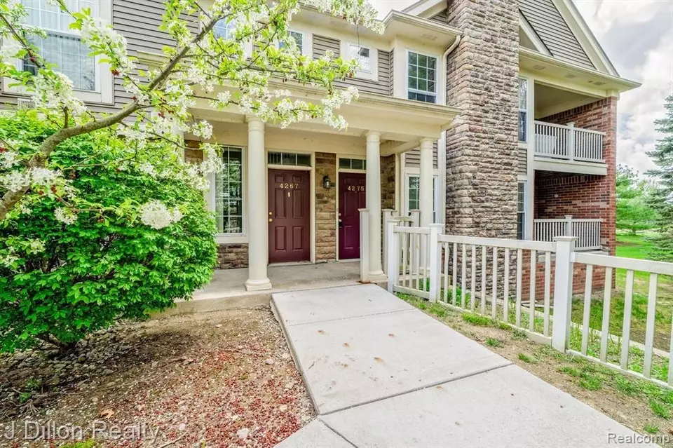 4275 Deeside Dr, Brighton, MI 48116 | 1 photo - Movoto