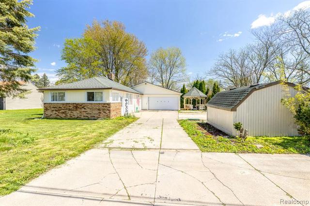 2532 Michigan Rd, Port Huron, MI 48060 | 1 photo - Movoto