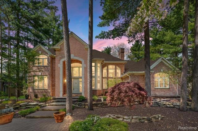 5468 River Ridge Dr, Brighton, MI 48116 | 41 Photos - Movoto