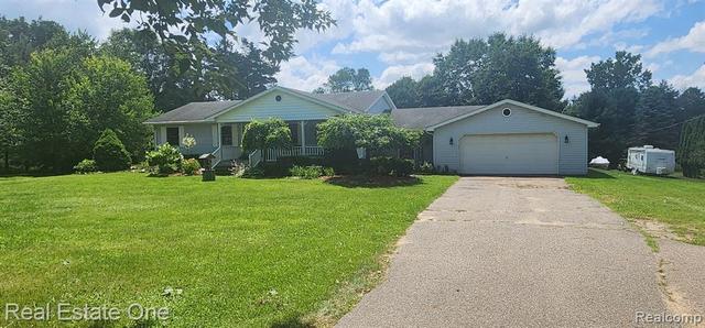 2160 Imlay City Rd, Lapeer, MI 48446 | 29 Photos - Movoto