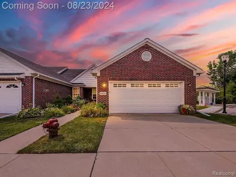 23431 Pinewood Dr, Taylor, MI 48180 | 17 Photos - Movoto