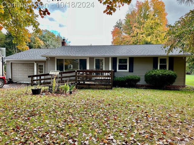 6755 Mels Dr, Ruby, MI 48049 | 16 Photos - Movoto