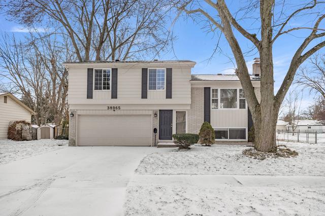 38965 Worchester St, Westland, MI 48186 | MLS# 20240092686 | 38 Photos ...