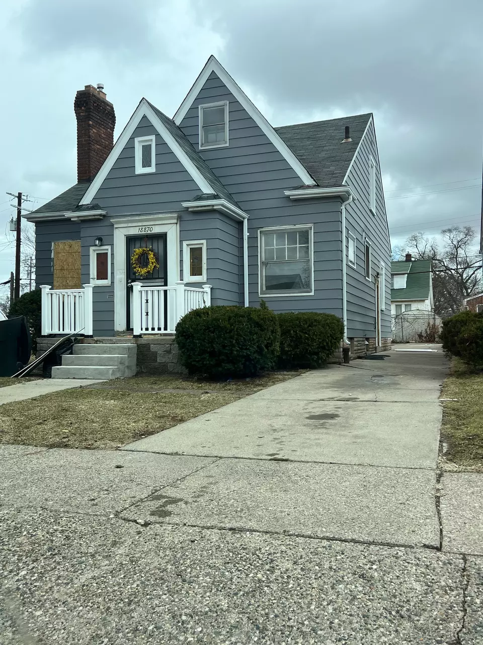 18870 Moenart St, Detroit, MI 48234 | MLS# 20250017586 | 1 photo - Movoto