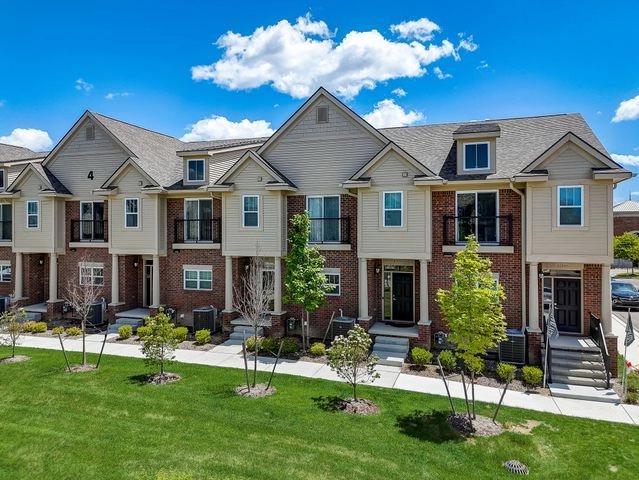 Novi, MI Condos & Townhouses For Sale - Movoto
