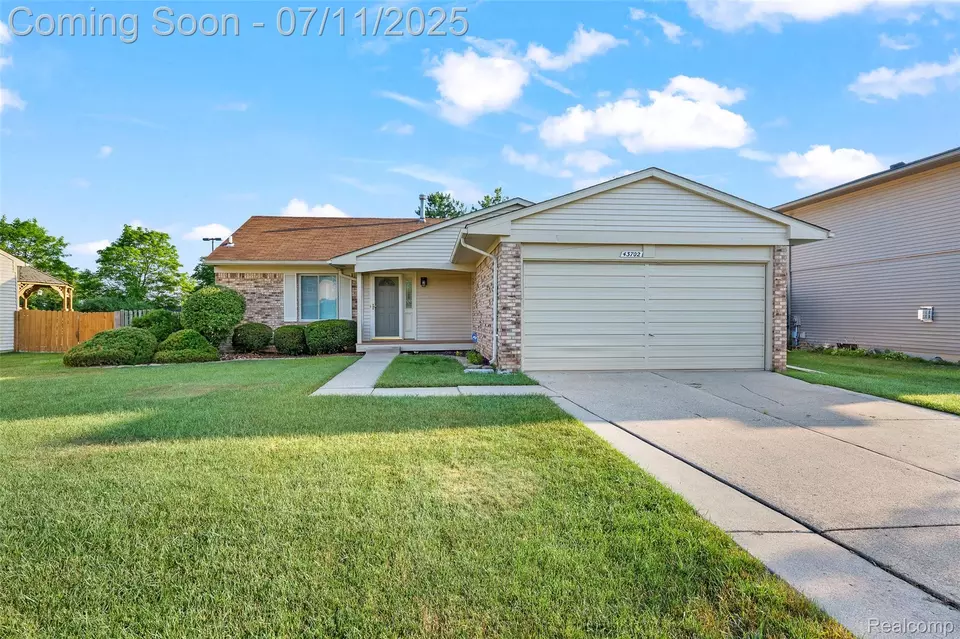43702 Stuart Dr, Canton, MI 48187 | 1 photo - Movoto