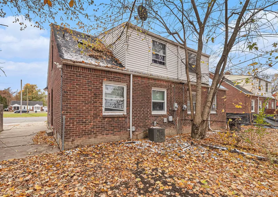 20415-20419 Moross Rd, Detroit, MI 48224 | MLS# 20251058120 | 30 Photos ...