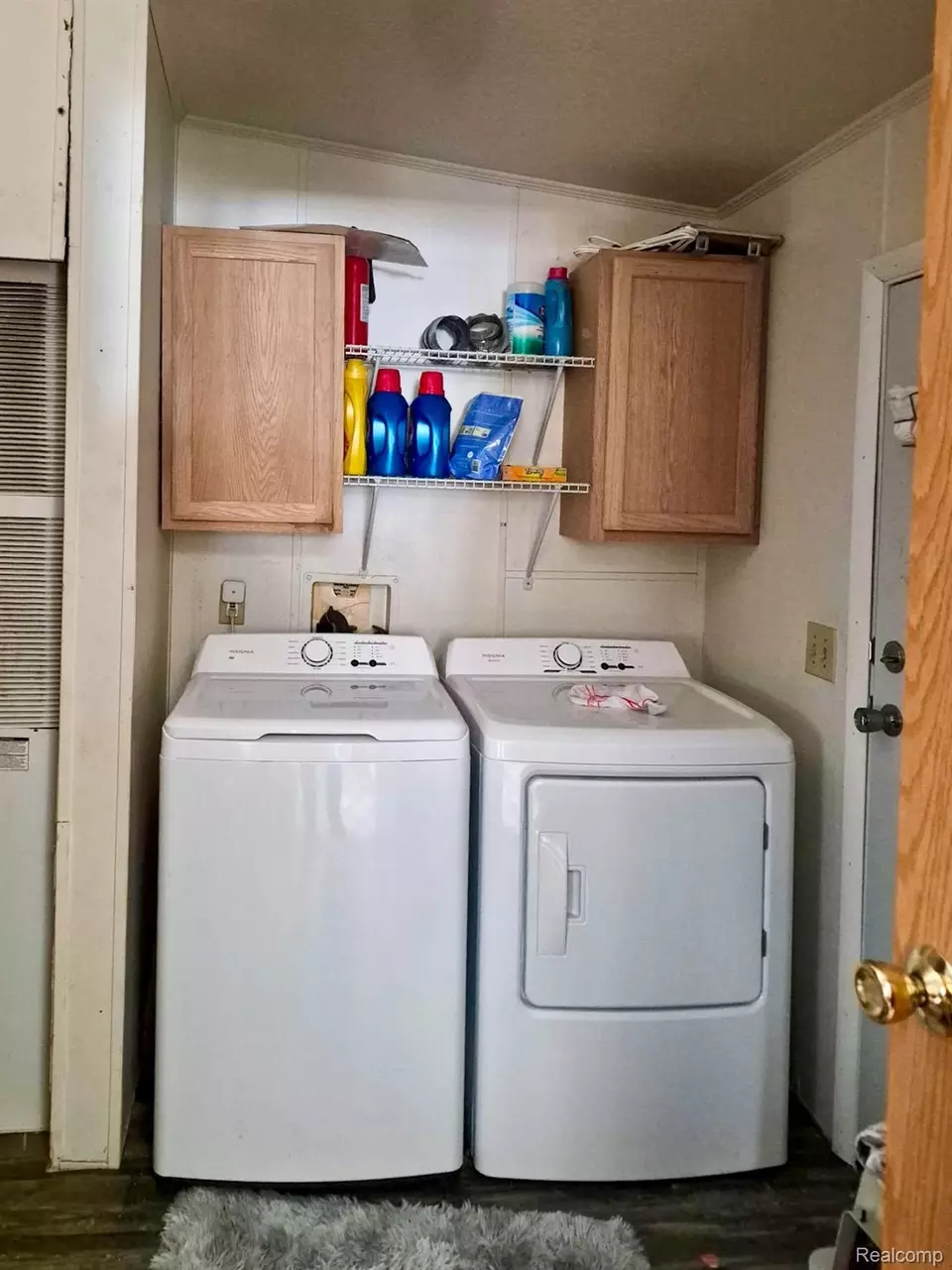 17849 Patrick St, Brownstown, MI 48174 | MLS# 20261006276 | 22 Photos ...