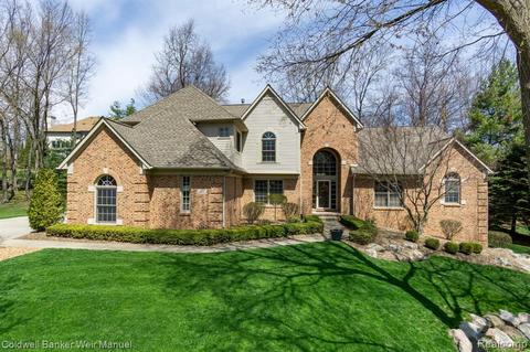 3822 Red Root Rd, Orion, MI 48360 | 1 photo - Movoto