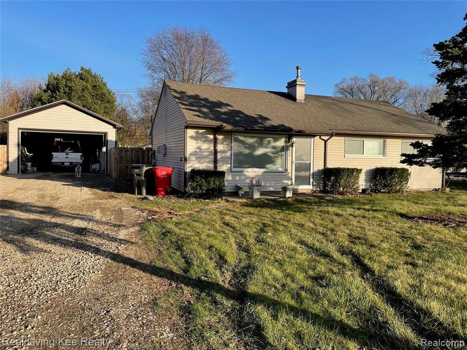 40445 S Groesbeck Hwy Clinton Twp Mi 48036