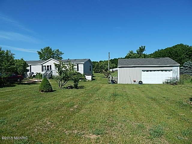 2600 S Derby Rd, Sidney, MI 48885 | 18 Photos | MLS #59015032073 - Movoto