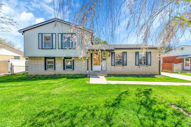 18551 Aldrin Ave, Brownstown, MI 48192 | 35 Photos - Movoto