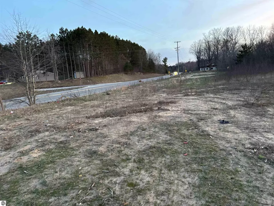 Vac Us-131, Fife Lake, MI 49633 | 4 Photos - Movoto