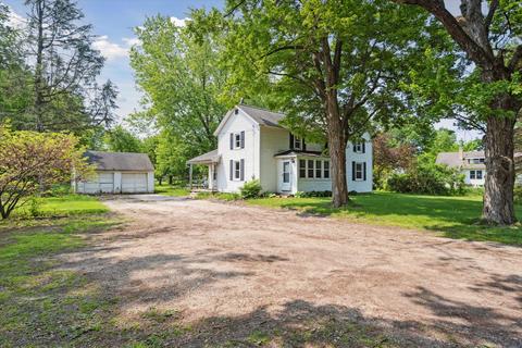 9173 E Michigan Ave, Jackson, MI 49201 | 37 Photos | MLS #23018233 - Movoto