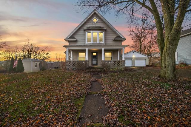 9195 E Market Rd, Pittsford, MI 49271 | MLS# 24064026 | 40 Photos - Movoto